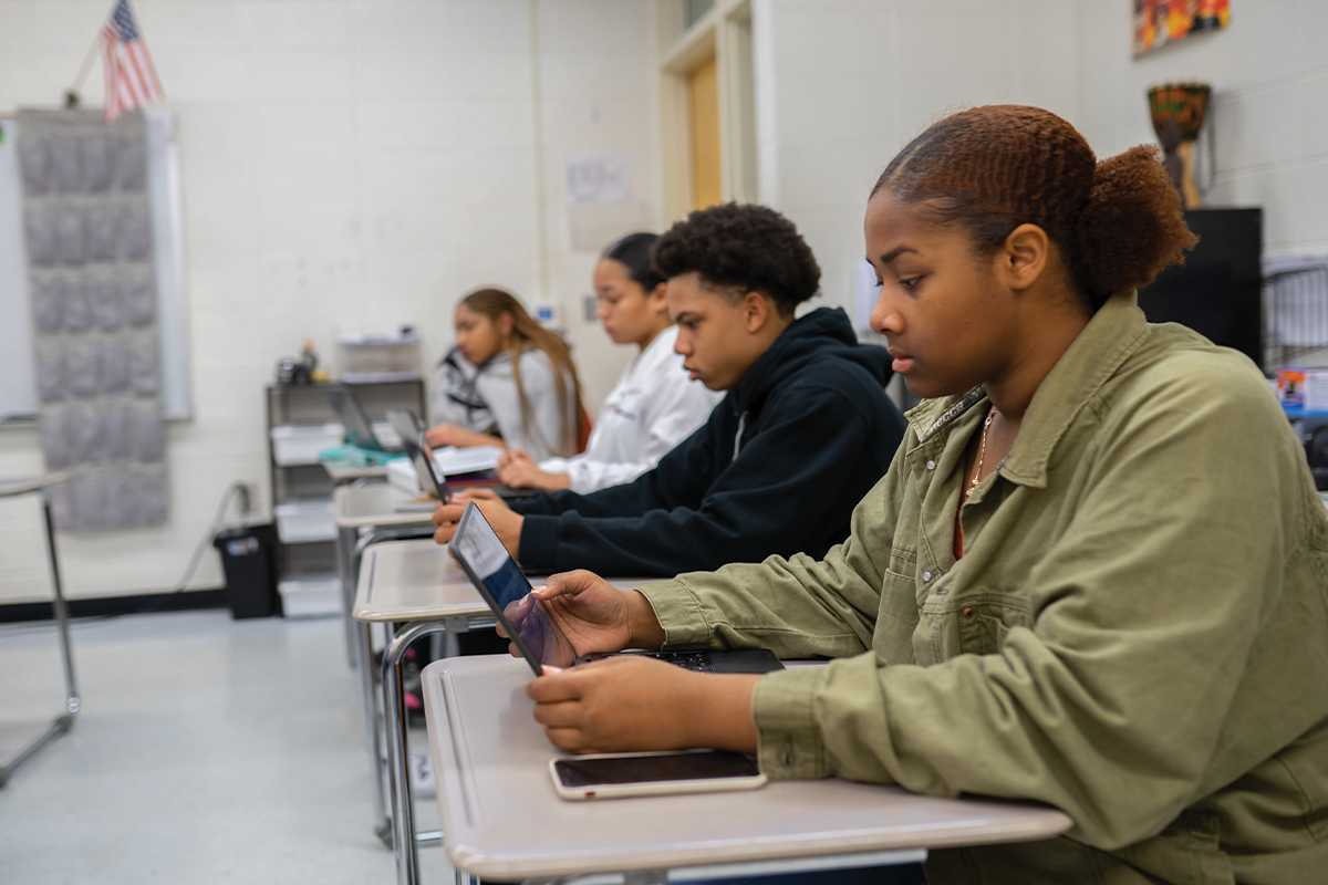 Civic Learning with iThrive Sim - iThrive Games Foundation